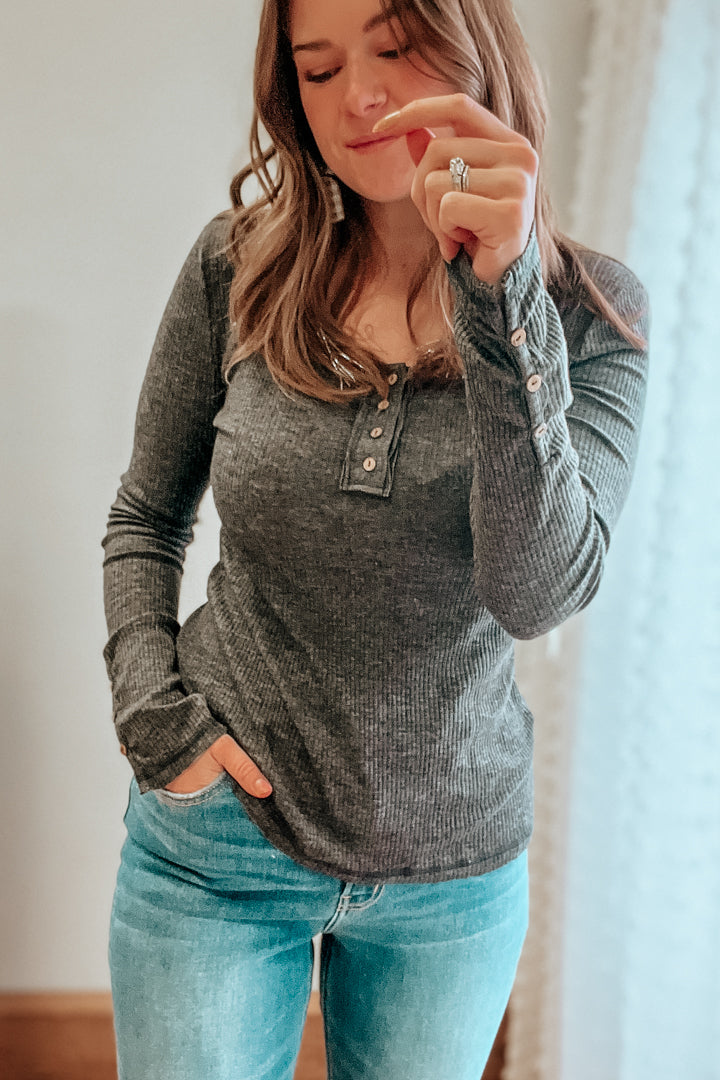 Shop Women's Tops: Blouses, Graphic Tees, Basics, and Tanks | K.E.Y ...